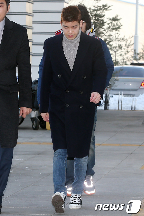 원조 아이돌 강성훈 법정구속 뉴스1