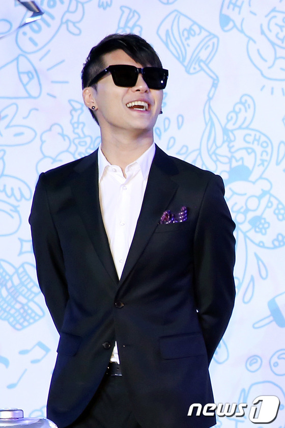JYJ 김준수, 빛나는 미소 - 뉴스1