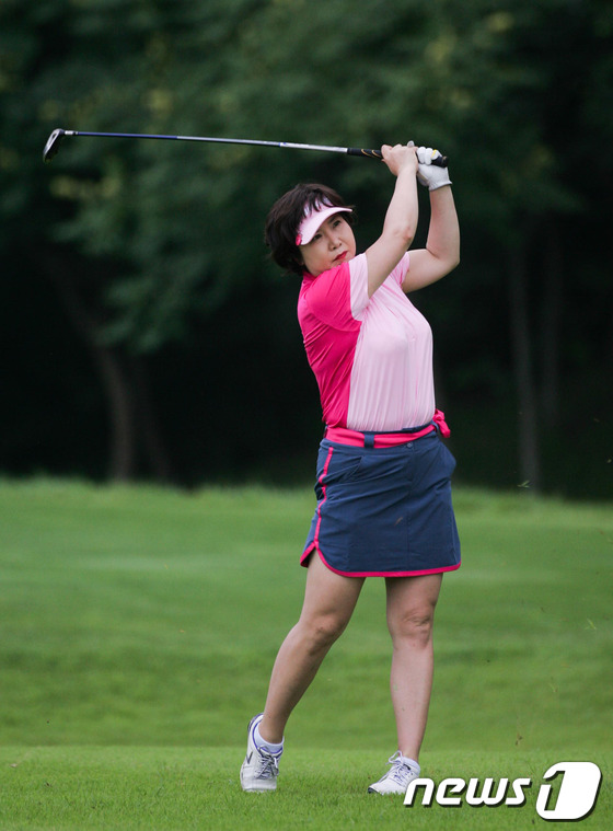 김순영 선수의 페어웨이우드샷 - 뉴스1