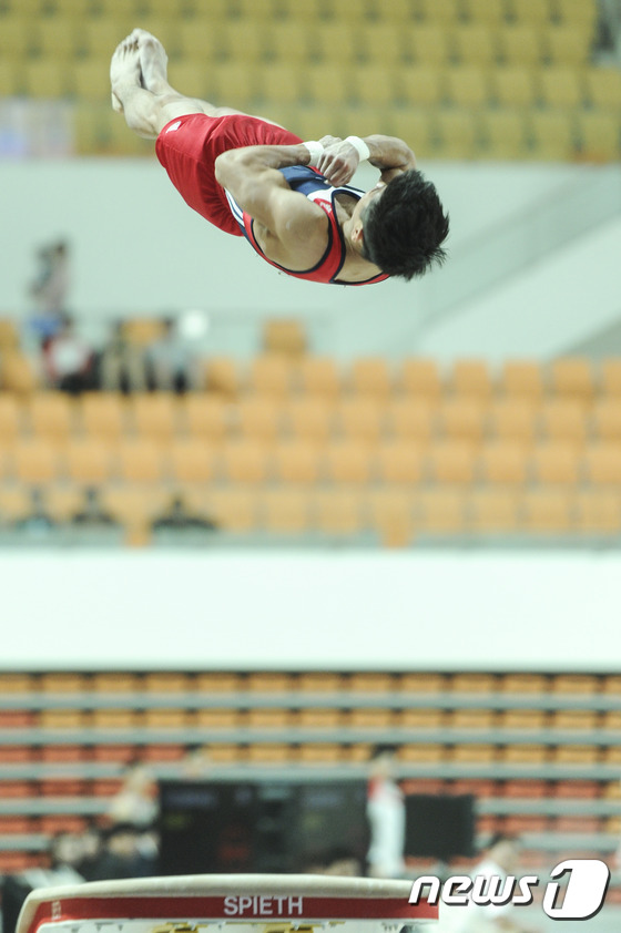 양학선의 멋진 도약 - 뉴스1