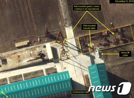 38노스 "北 SLBM 잠수함 기동훈련…더큰 잠수함 건조" - 뉴스1