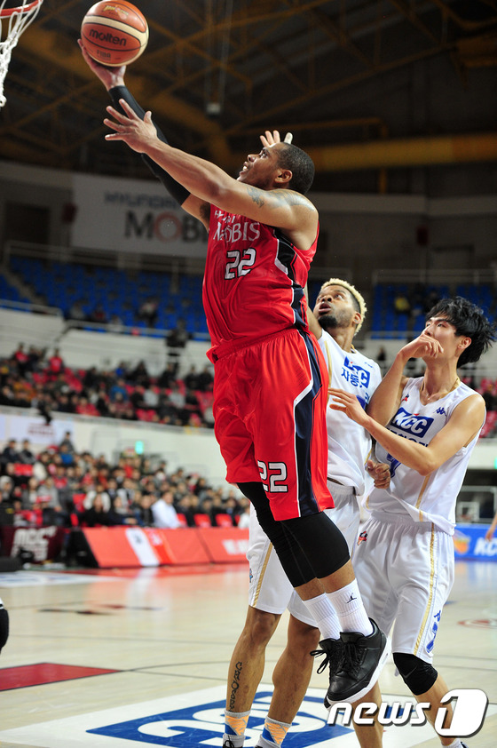 밀러 '이미 늦었어' - 뉴스1