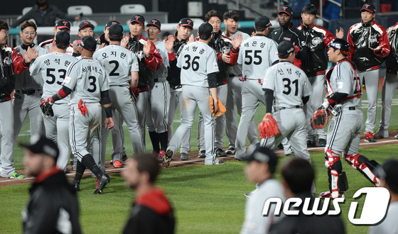 LG, kt 상대로 2:1 승리 - 뉴스1