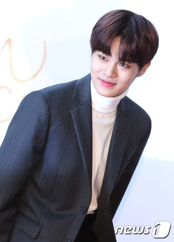 HELLO DAEHWI