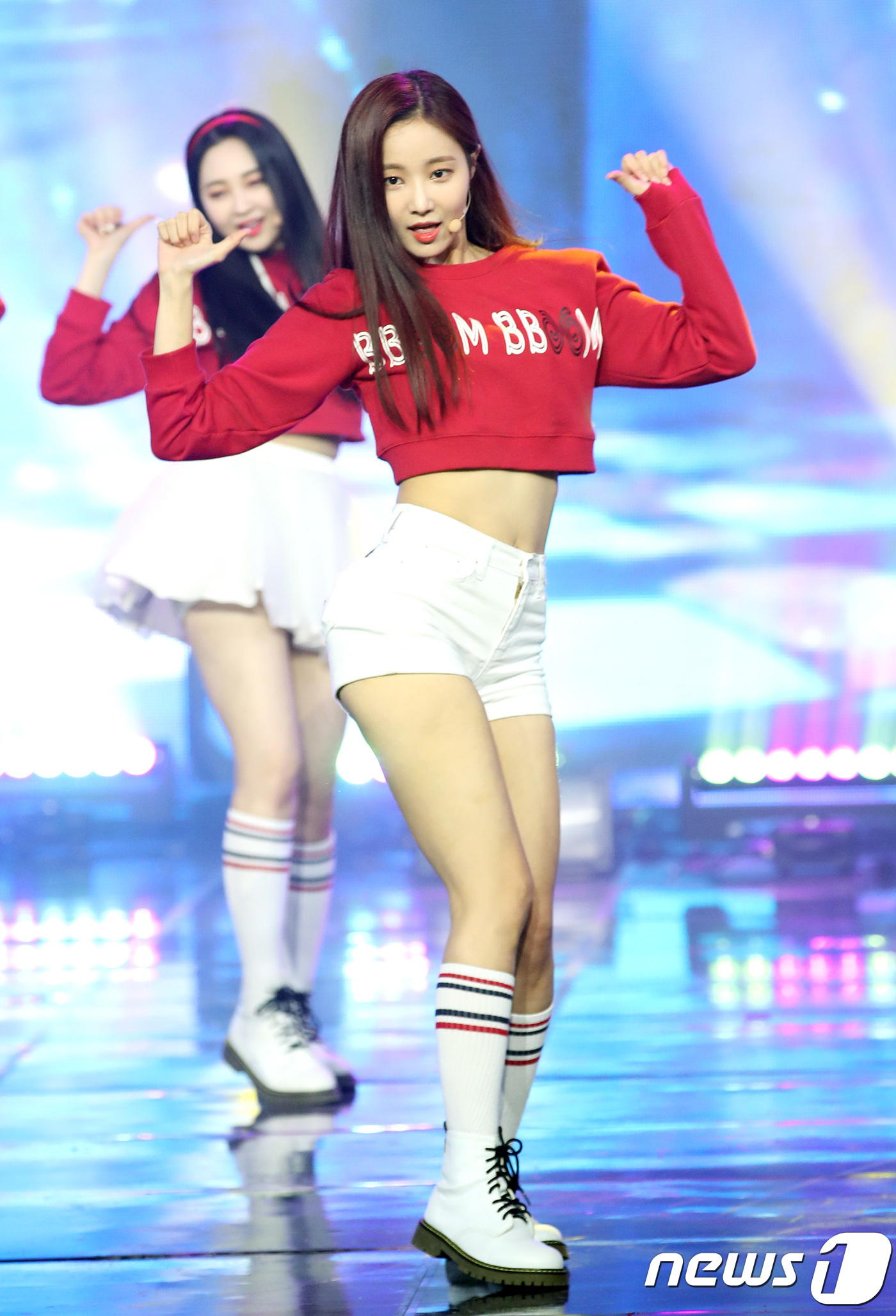 모모랜드 연우, '예쁜 허리라인' - 뉴스1