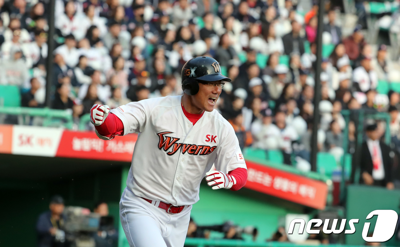 SK 박정권 '가을은 나의 무대!' - 뉴스1