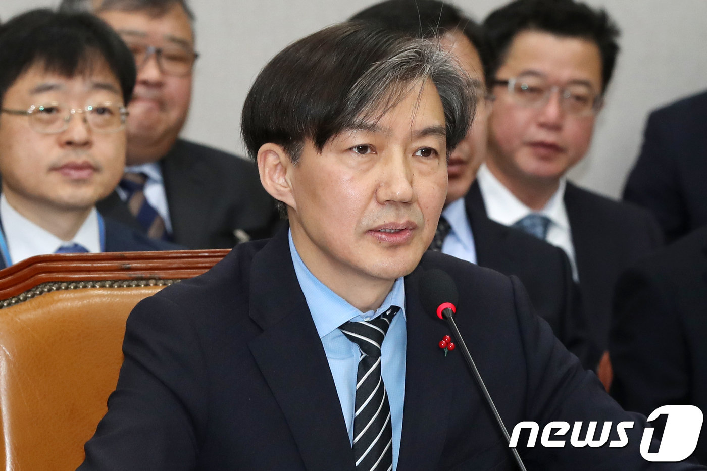 조국 “열 몇 명으로 민간인 사찰 어불성설" - 뉴스1