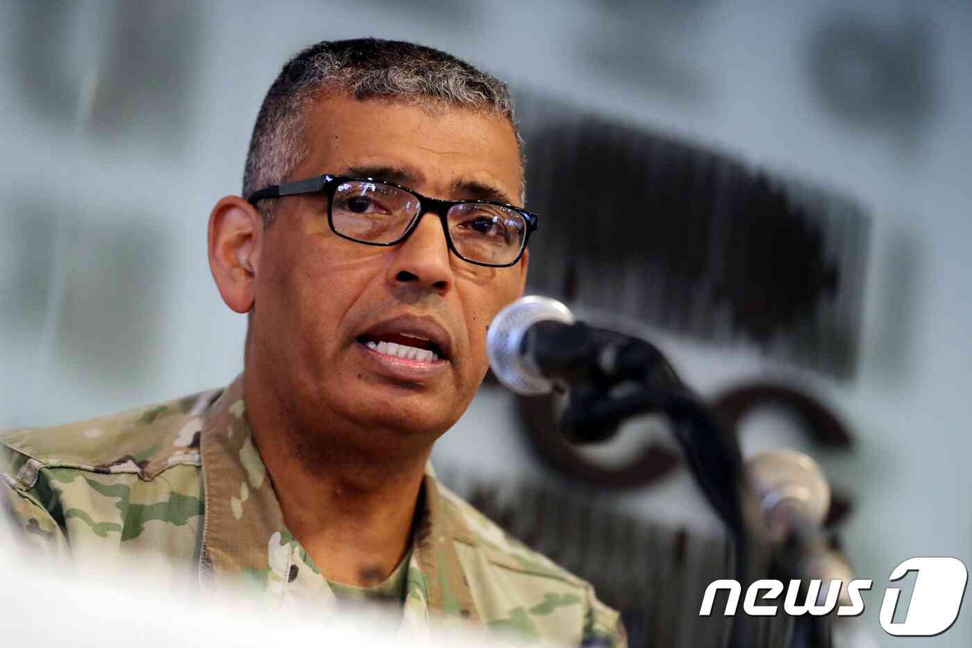 브룩스사령관 "DMZ GP철수, 우려있지만 신뢰구축 도움" - 뉴스1