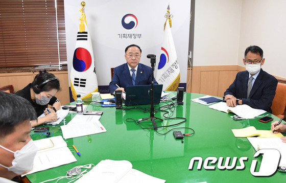 한·중·일 "역내 경제 회복위해 협력"…재무장관 회의 개최