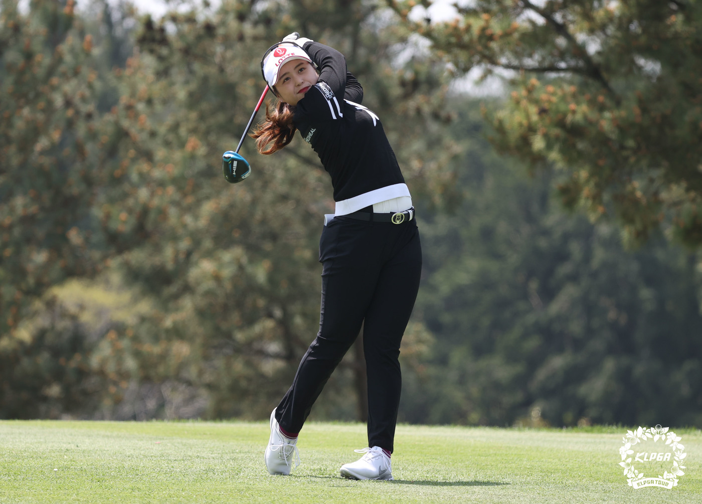 티샷 치는 최혜진 - 뉴스1