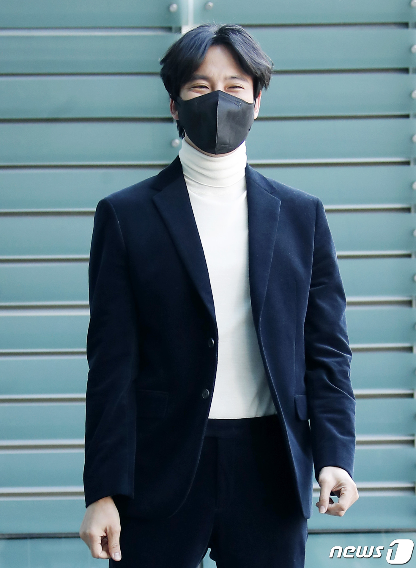 김남길, 치명적인 눈웃음 - 뉴스1