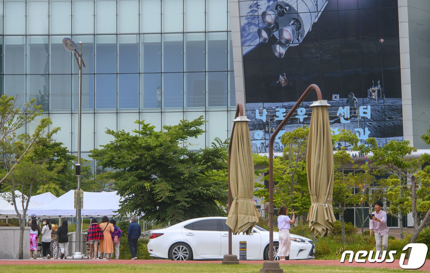 21일 발사 누리호 내일 발사대 이송…'두번 연기' 긴박했던 일주일 - 뉴스1