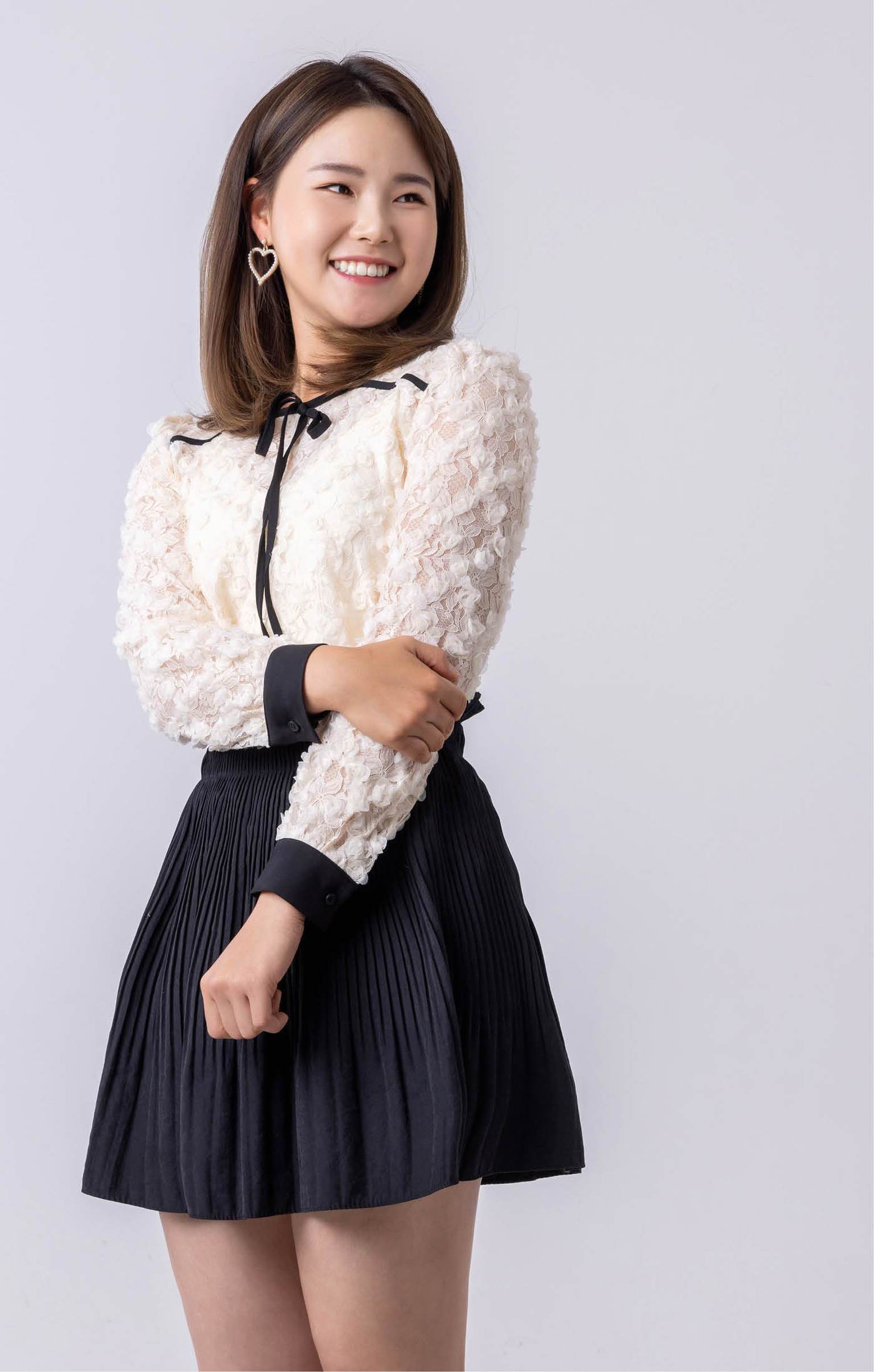 [뉴스1 PICK]여자 골프 스타들의 화려한 변신…KLPGA 홍보모델 화보 공개 - 뉴스1