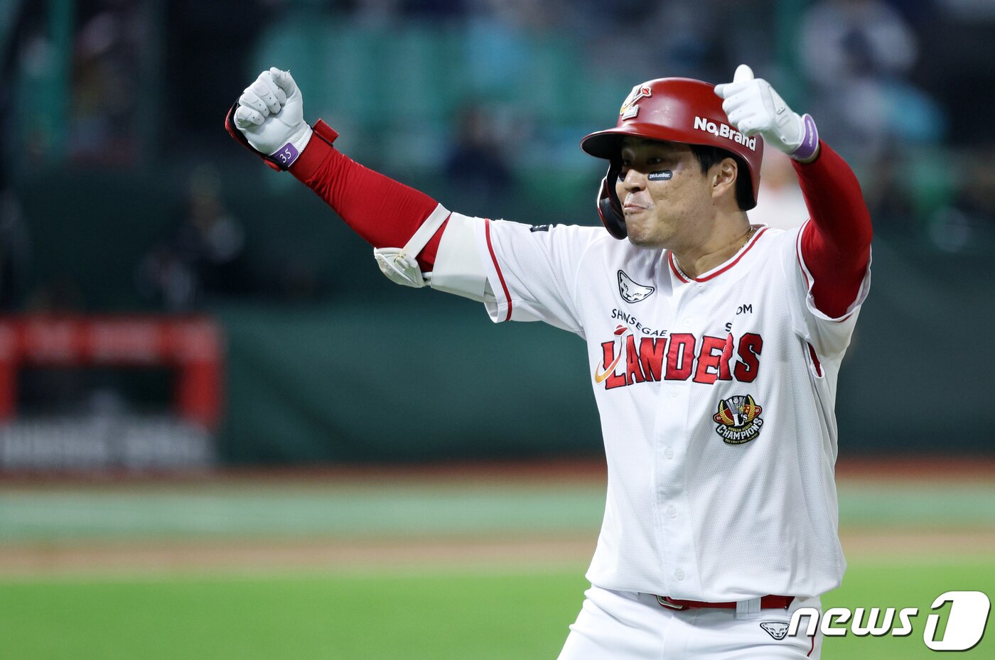 NC 송명기, 3이닝 2실점…4회 한유섬에 투런포 맞고 교체[준PO2] - 뉴스1