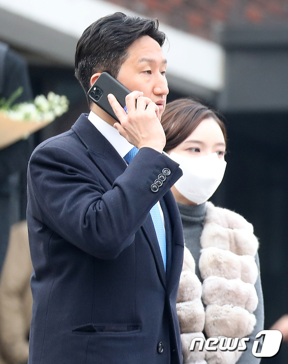정준선 교수 결혼식 참석한 정기선 Hd현대 사장 부부