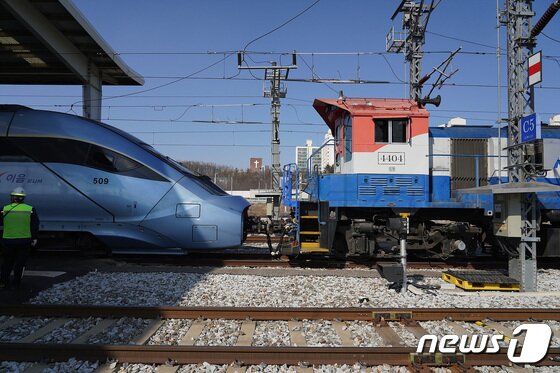 코레일, 고속열차 사고 대비 ‘KTX-이음 구원 훈련’