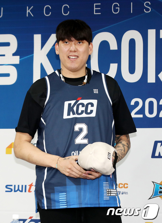 최준용, KCC 입단 - 뉴스1