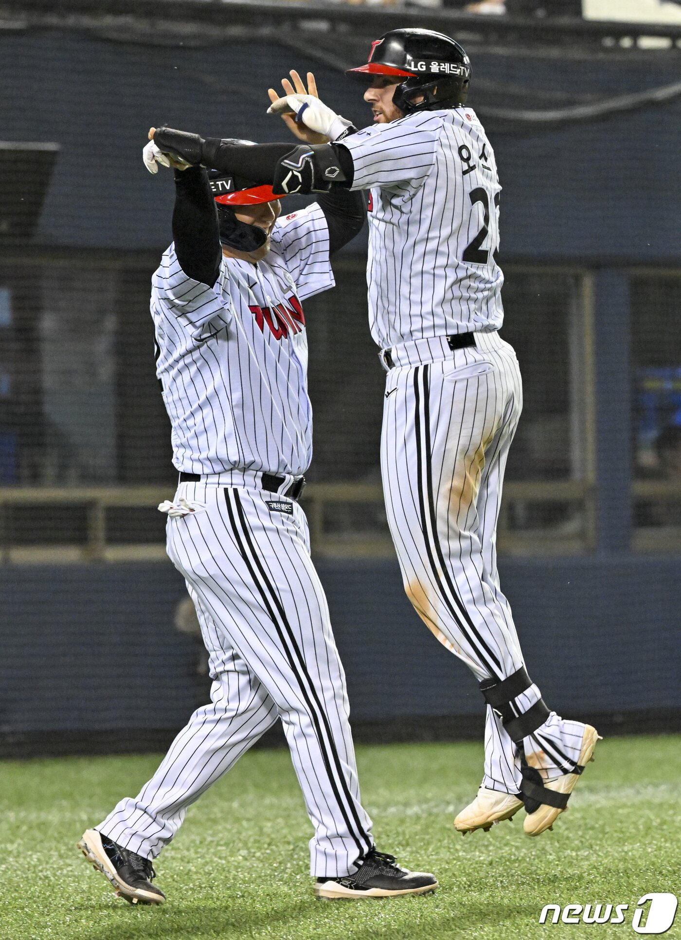 [인터뷰] LG 외인타자 잔혹사 끊은 오스틴 "오지환·김현수 보살핌 덕분" - 뉴스1