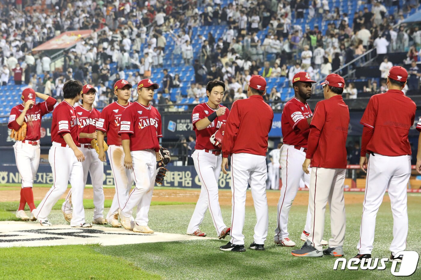 한화 18년 만에 7연승, 8위 도약…LG·롯데는 나란히 끝내기 승(종합) - 뉴스1