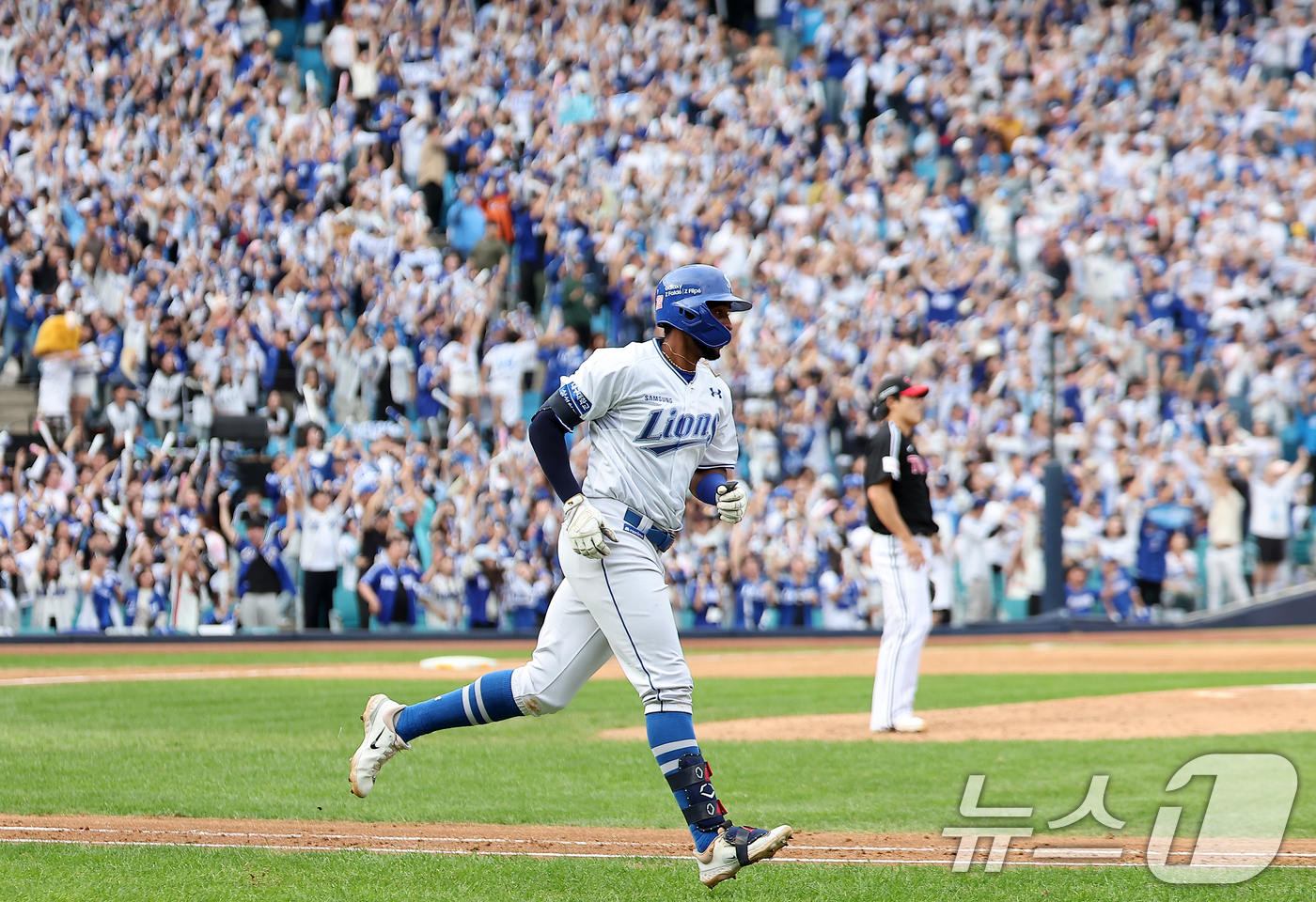 디아즈의 투런포로 대구삼성라이온즈파크는 '축제' - 뉴스1