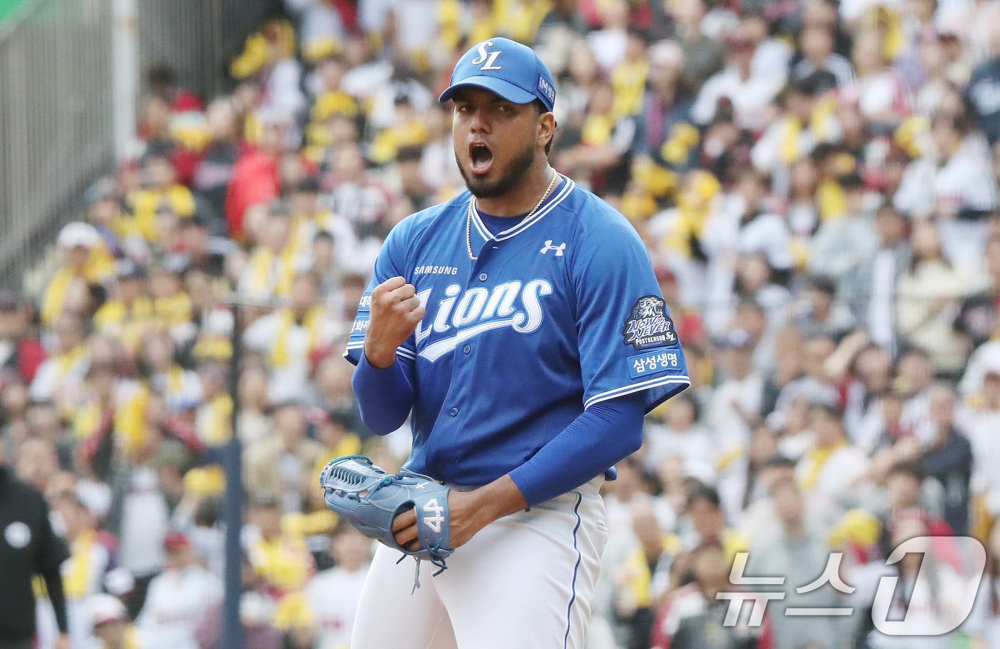 코너 공백 지웠다…삼성 레예스, 투혼의 110구로 PO MVP 등극[PO4] - 뉴스1