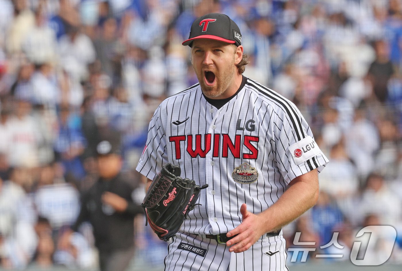 '강민호 8회 결승포' 삼성, LG 꺾고 9년 만에 KS 진출 성공[PO4] - 뉴스1