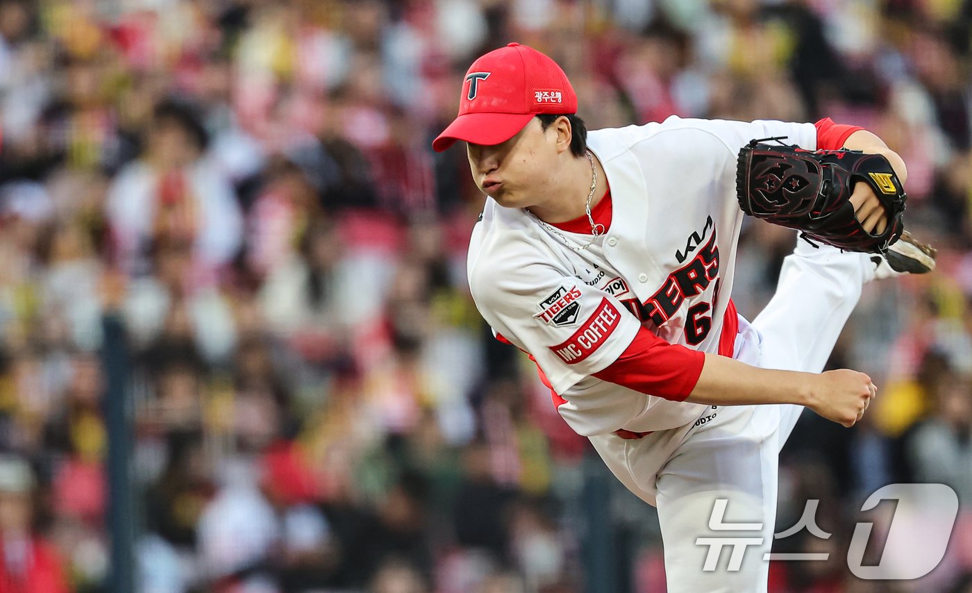 '18K' 폰세·'134SV' 정해영…'레전드' 선동열 하루 두 번 소환됐다 - 뉴스1