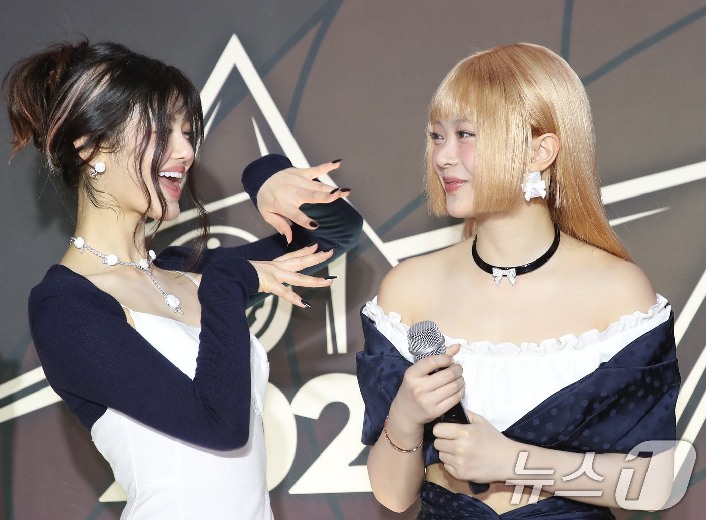 [뉴스1 ★]하니, 심경변화? 확 달라진 분위기,,,파격 금발 히메컷 - 뉴스1