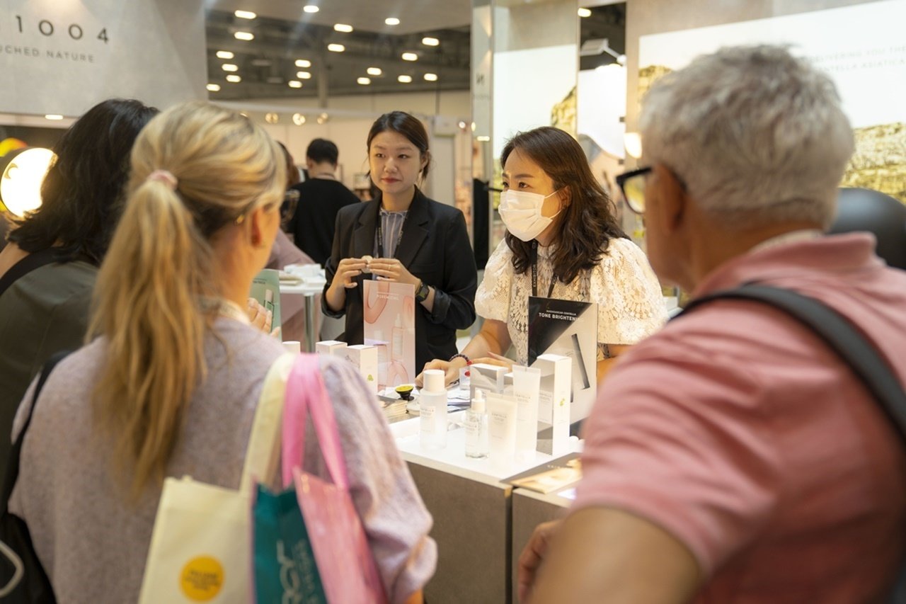 "한국 화장품은 마법"…美 아마존 접수한 'K-뷰티' - 뉴스1