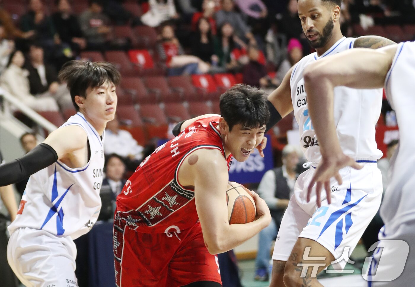 프로농구 휴식기 마치고 재개…DB·KCC·정관장, 치열해질 6위 쟁탈전 - 뉴스1