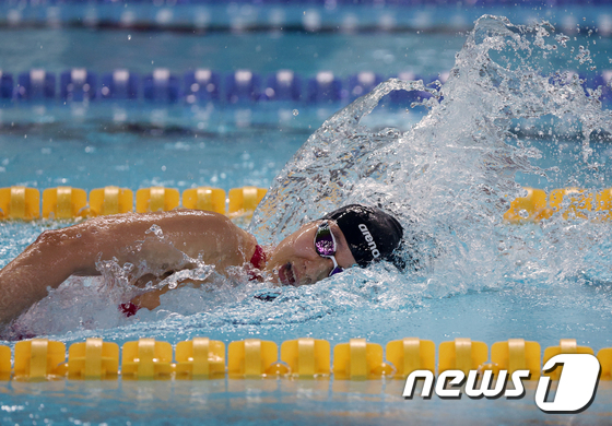 여자 100m 1위 차지한 허연경 - 뉴스1
