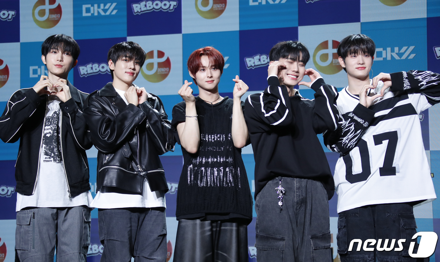 DKZ, 컴백 - 뉴스1