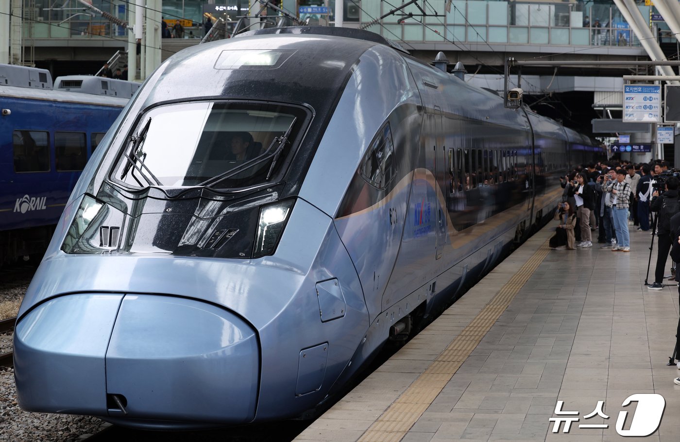 '80% 성과급 지급'에 고심 깊어진 코레일[철도파업 D-2] - 뉴스1