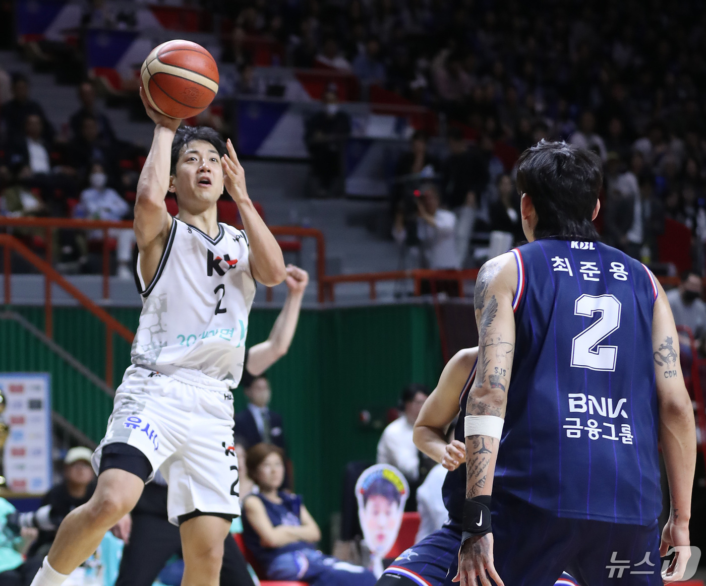 허훈 '들어가라' - 뉴스1