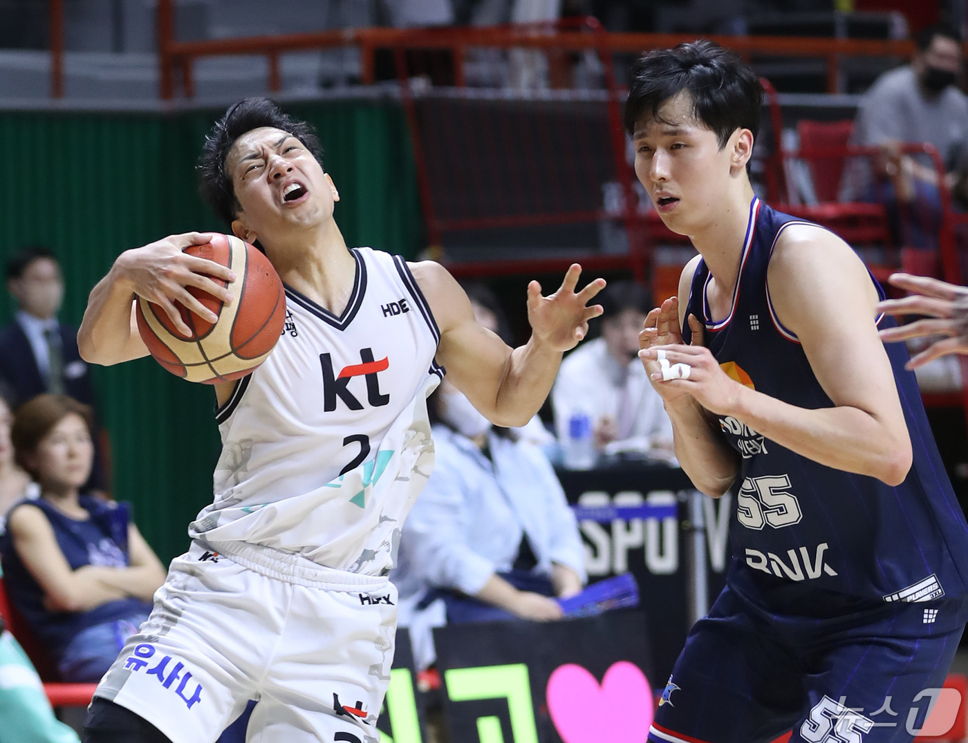 허훈 '빠른 공격' - 뉴스1