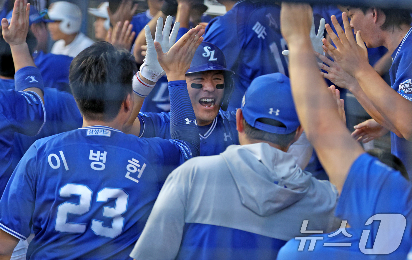 강민호 '역전 스리런' - 뉴스1