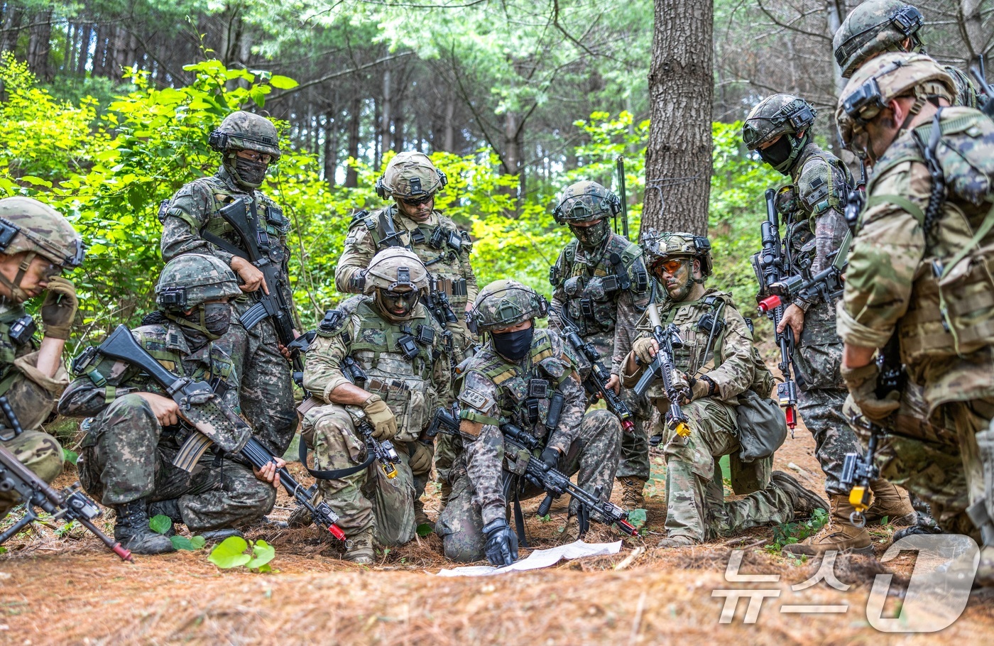 한미가 하나되어 전술토의 - 뉴스1