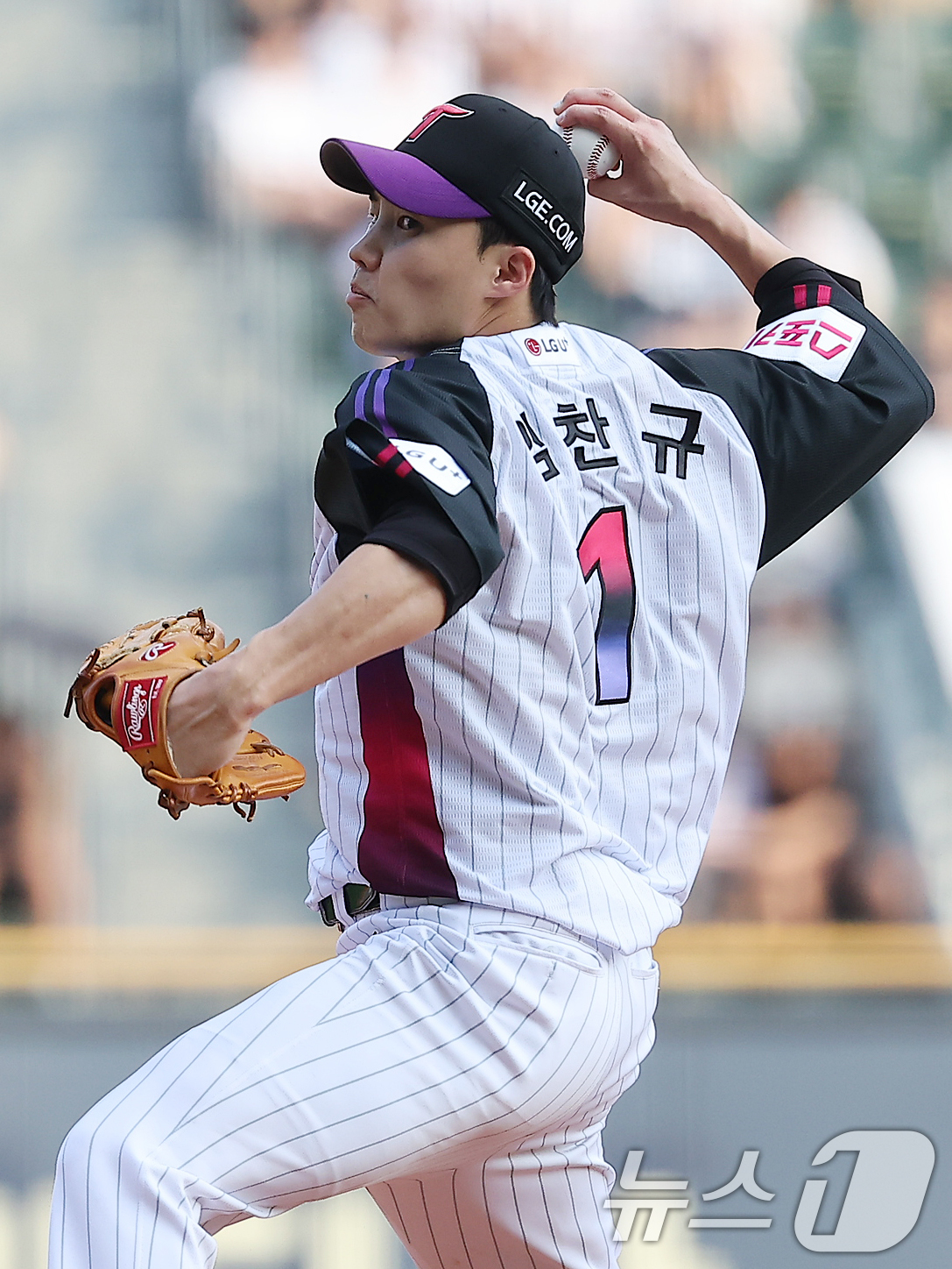 역투 펼치는 임찬규 - 뉴스1