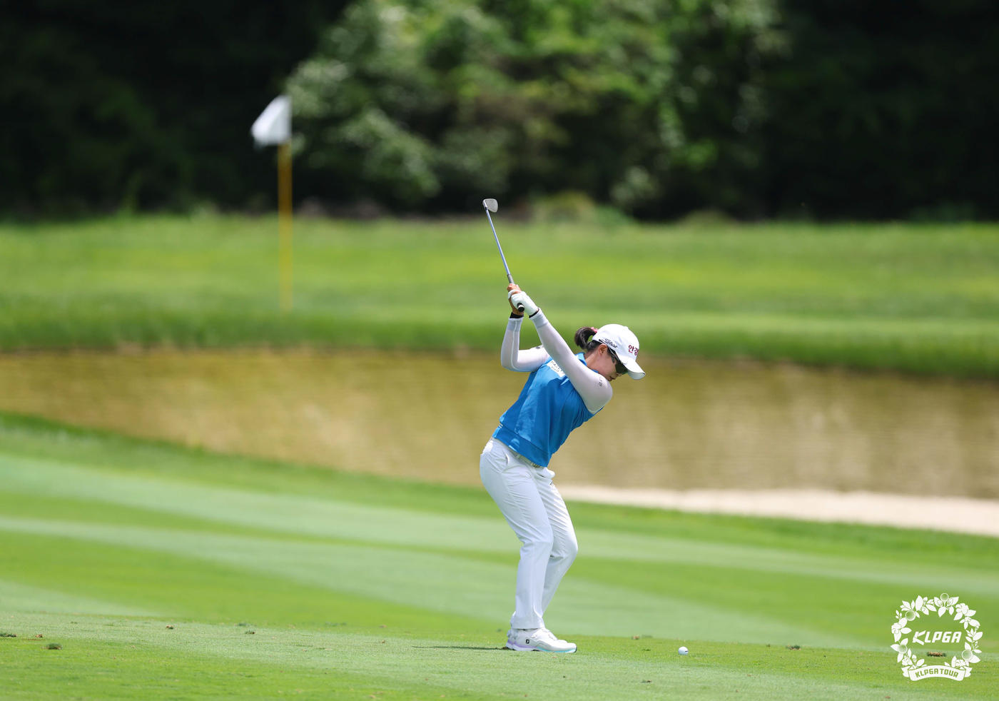 아이언샷 치는 임진희 - 뉴스1