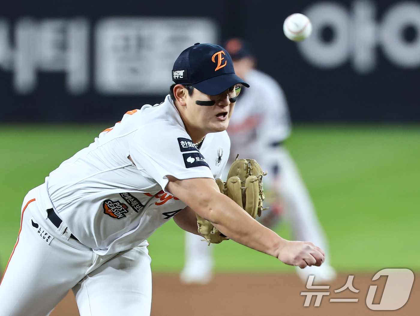 역투하는 김서현 - 뉴스1