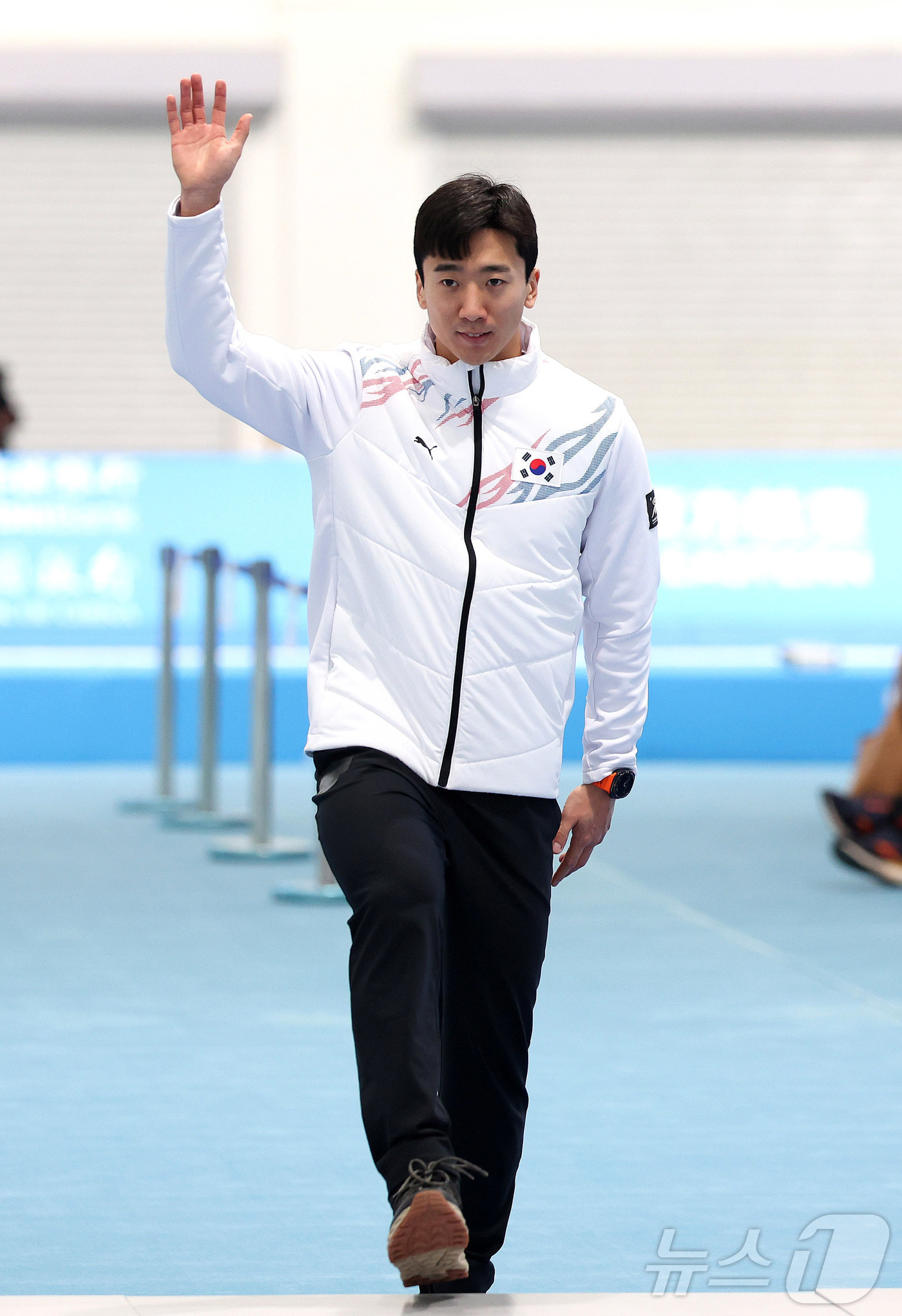 시상대 오르는 김준호, 'AG 남자 500m 동메달' - 뉴스1