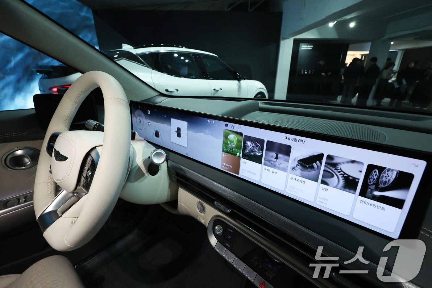 [뉴스1 PICK]주행거리 늘린 제네시스 GV60 부분변경 출시 - 뉴스1