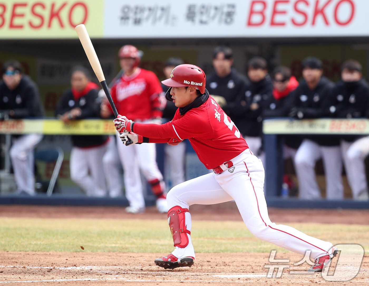 SSG 최지훈, 실책 묶어 '2타점' - 뉴스1