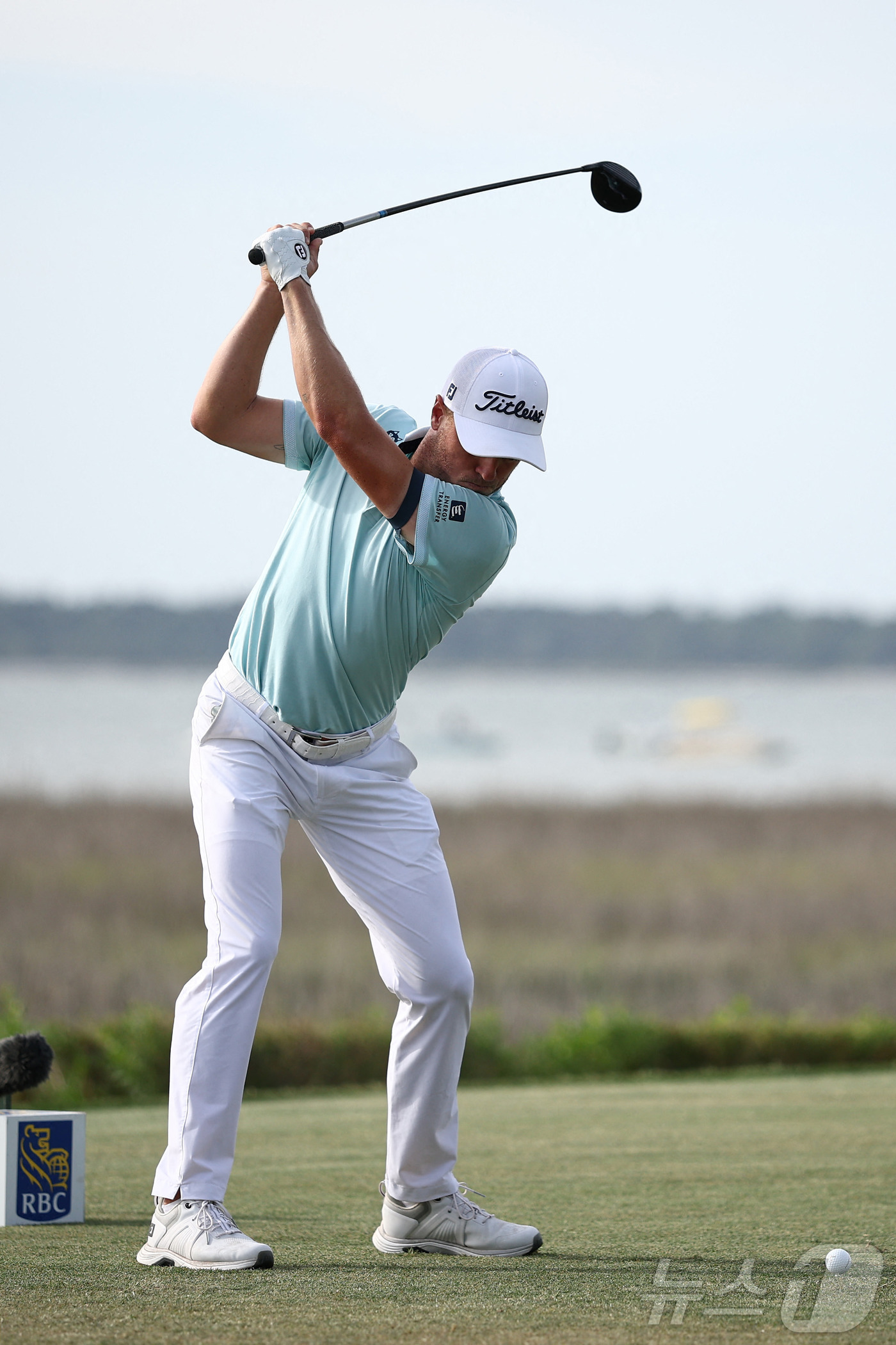 [포토] PGA RBC 헤리티지 우승 토머스의 드라이브 샷 - 뉴스1