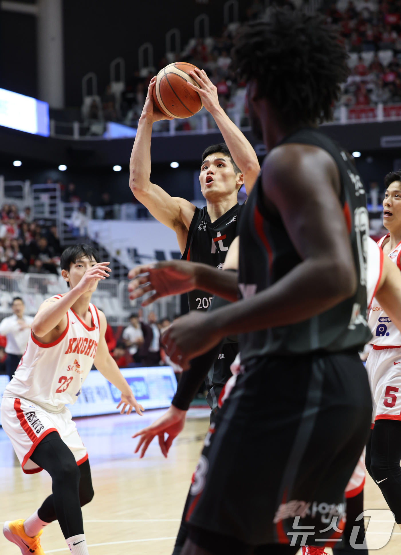 하윤기 '조금만 더' - 뉴스1