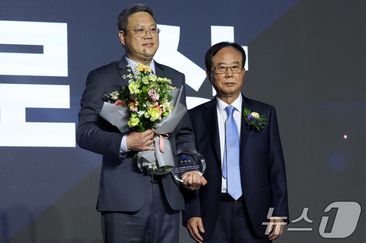 KCC 프로농구 시상식 공로상, CJ ENM - 뉴스1