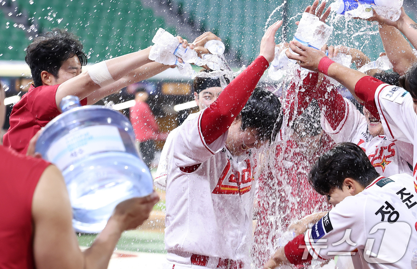 최정, 기분 최고! - 뉴스1