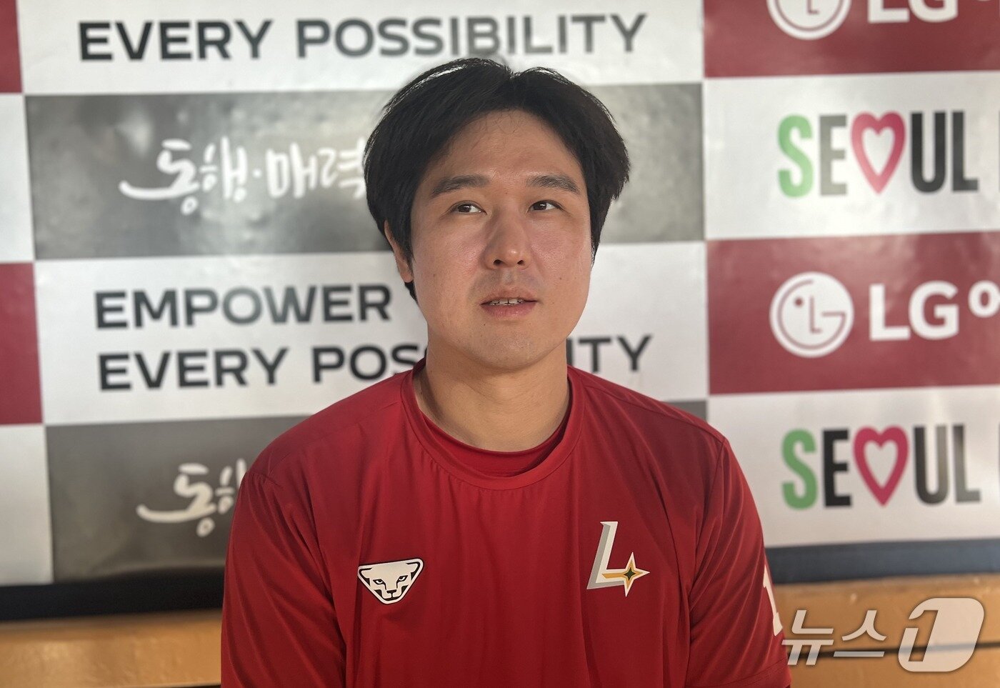 선두 LG 5연패 충격…공동 2위 롯데·한화 0.5경기 차 추격(종합) - 뉴스1