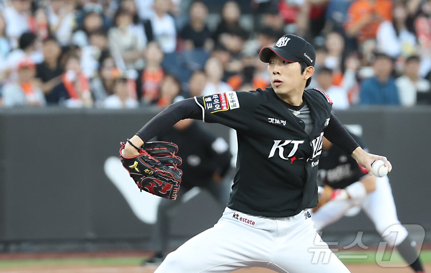 '토종 에이스' 김광현이 돌아왔다…SSG, 3위 등극 절호의 기회 - 뉴스1