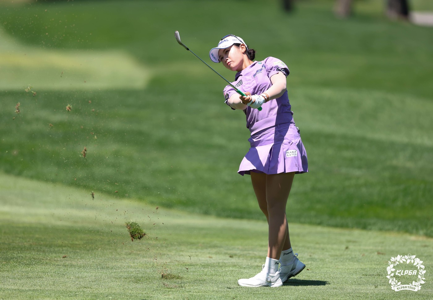 아이언샷 치는 박현경 - 뉴스1